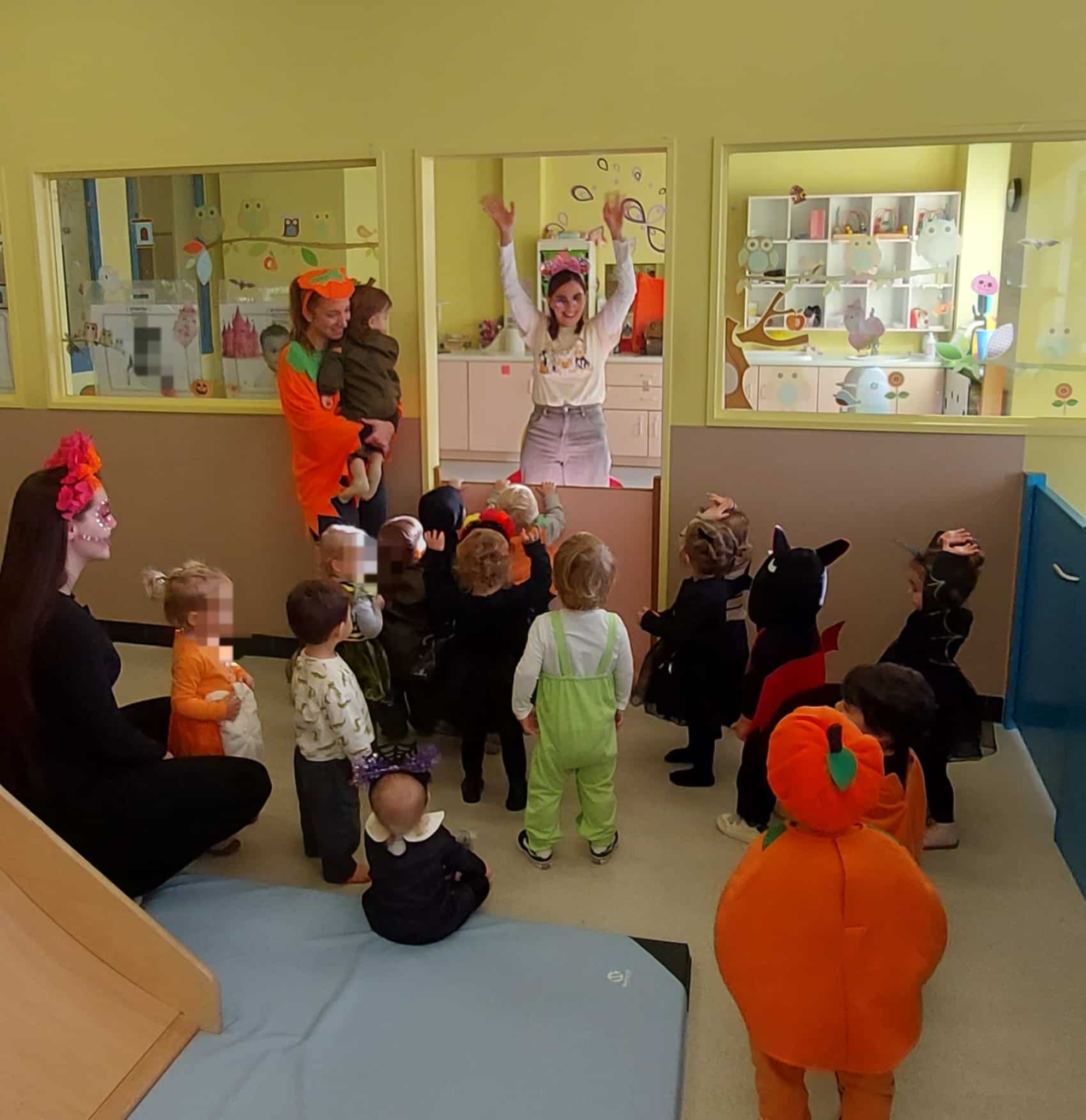 Petit bal d'Halloween à la crèche - ACIS ASBL